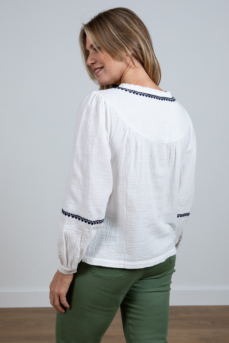 Lily & Me Lm24046w Lori top embroidered – Velvet Ramsbottom